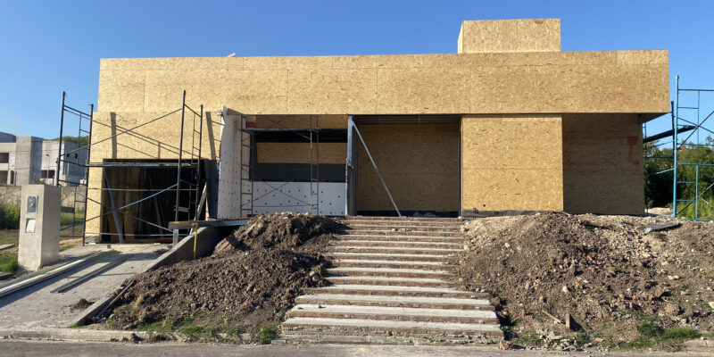 PROYECTO AA | CASA 228M² EN RINCONES DEL NORTE – Steel Holding